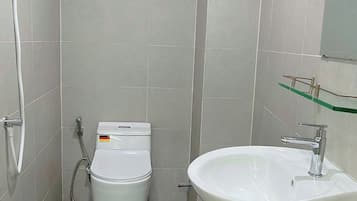 Estúdio, 1 cama de casal | Escrivaninha, cortinas blackout, quartos à prova de som