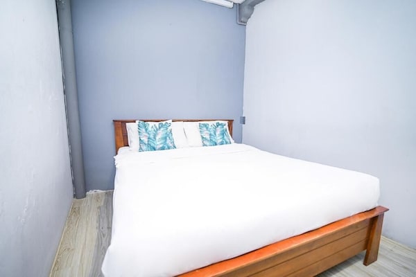 Swing & Pillows At Beach Street - George Town