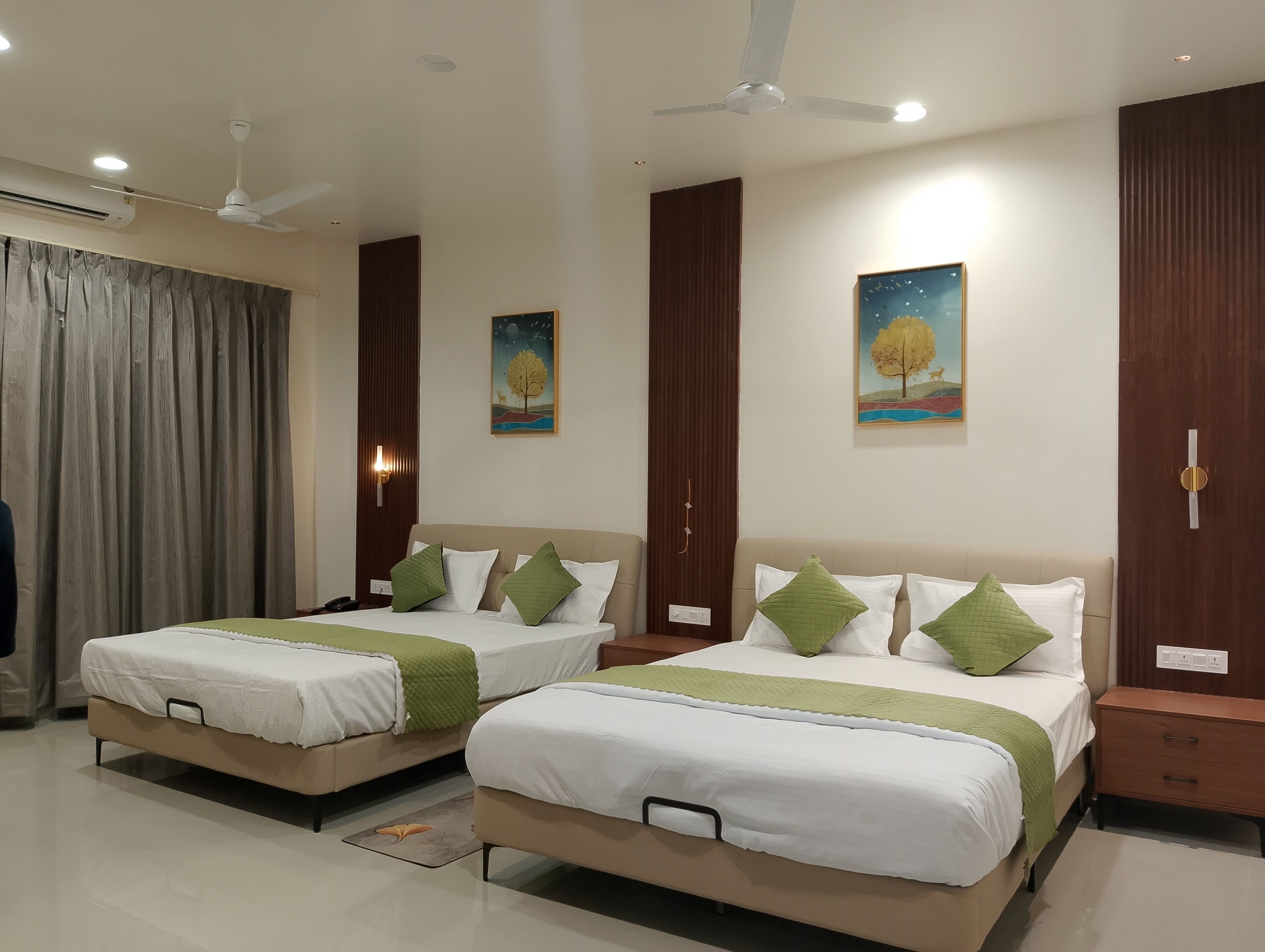 Quarto Familiar | Secretária, secretária adequada para computadores portáteis 