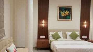 Quarto Deluxe | Secretária, secretária adequada para computadores portáteis