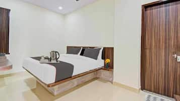 Quarto Duplo Deluxe, varanda, Vista para a cidade | Wi-fi grátis