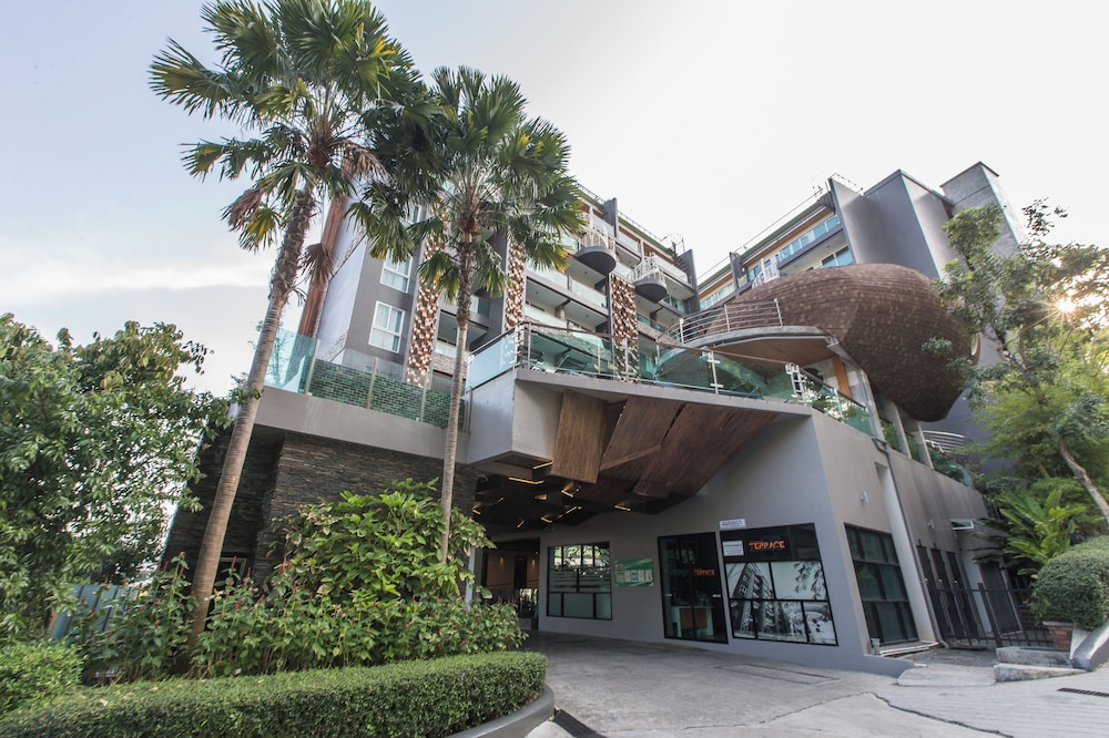 Emerald Terrace Patong - Patong Beach