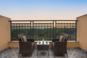 Quarto Duplo Deluxe | Varanda