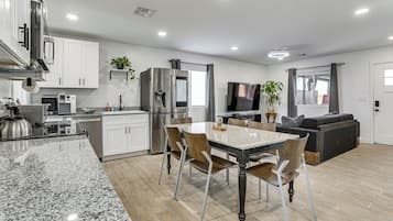 Casa (3 Bedrooms) | Interior