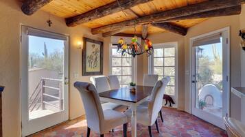 Casa (2 Bedrooms) | Interior