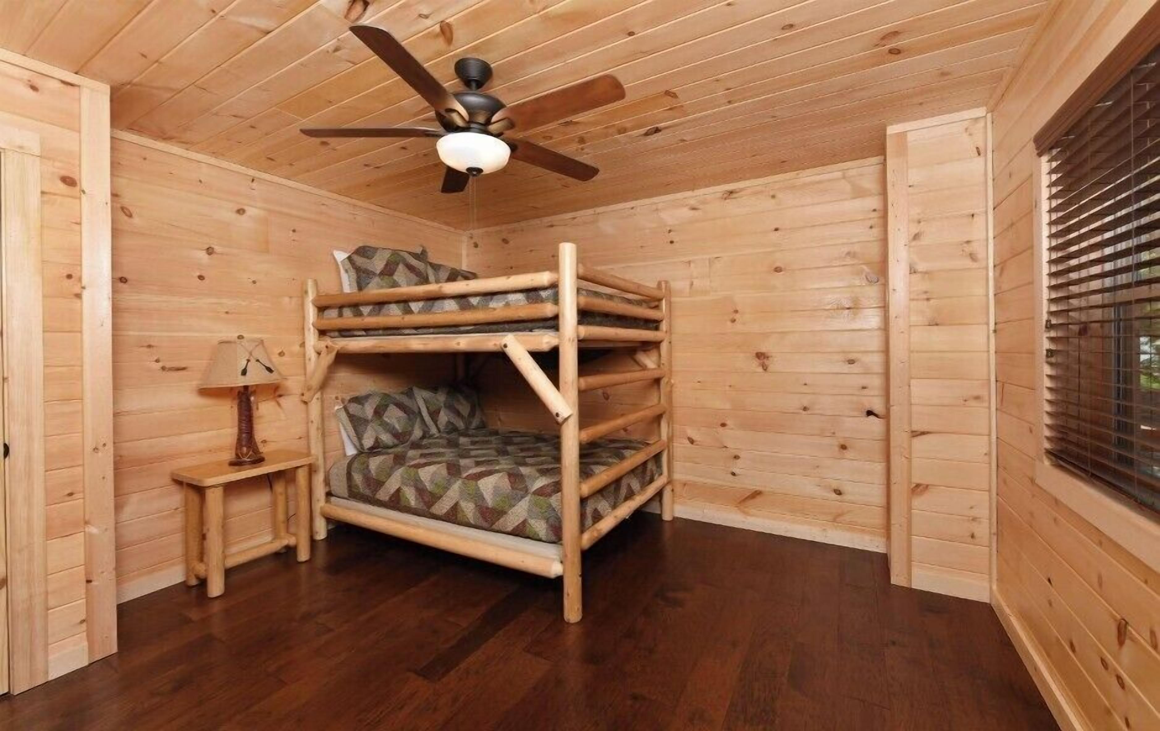 Cabana básico, vista para a montanha | Ferros/tábuas de passar roupa, Wi-Fi de cortesia