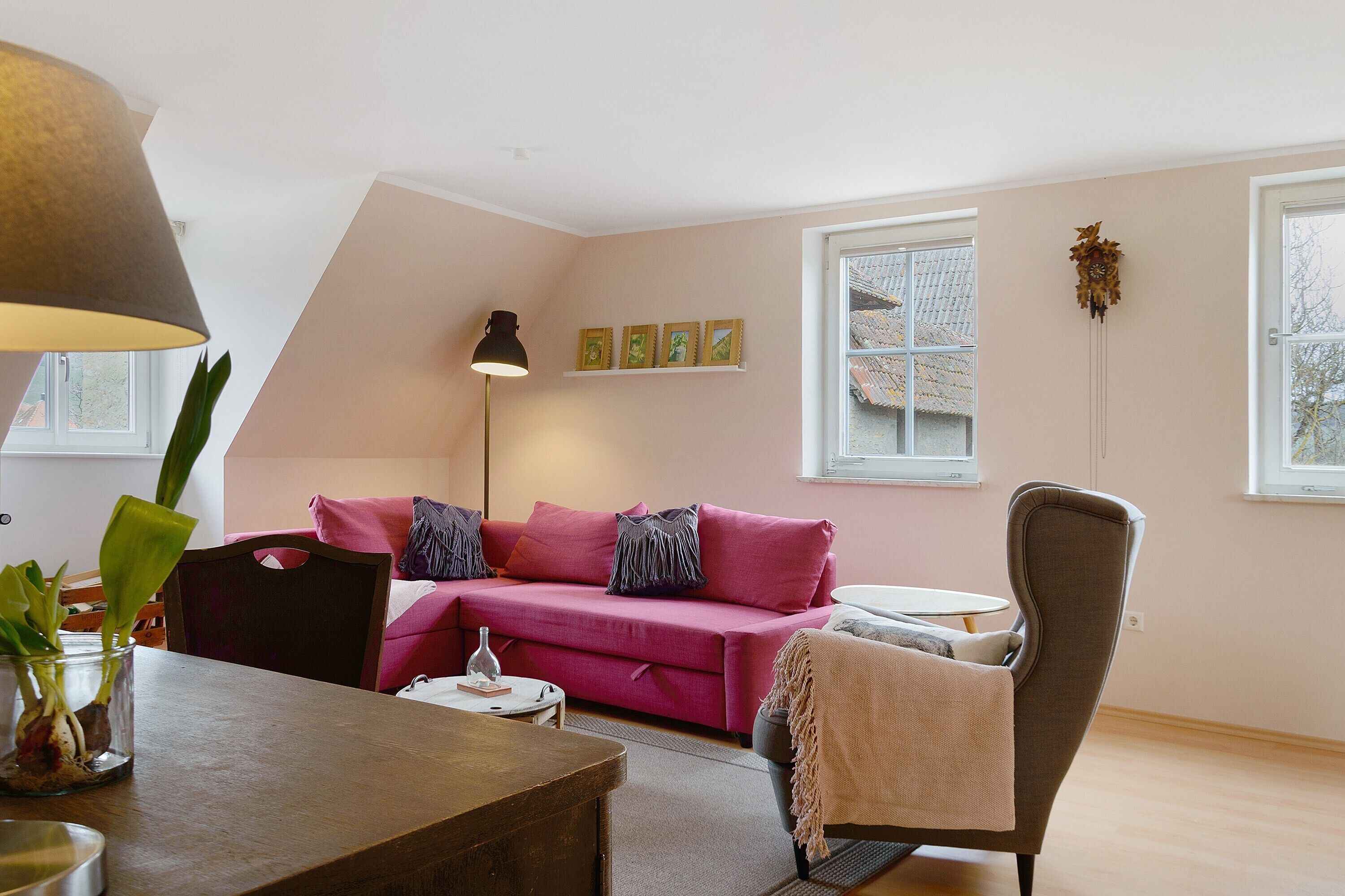 Ferienwohnung 'Schwanbergblick' Mit Gemeinschaftsgarten Und Wlan - Iphofen