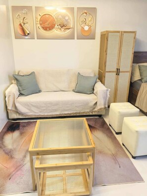 Condo, 1 quarto, acessível, sacada | Sala de estar