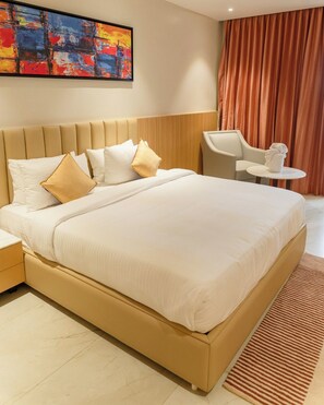 Escrivaninha, espaço de trabalho para notebook, Wi-Fi de cortesia