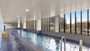 Apartamento | Piscina | Piscina interior, piscina exterior