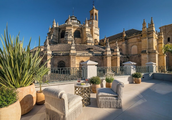 Gran Hotel Claridge Granada - Preferred Hotels & Resorts - Andalusia