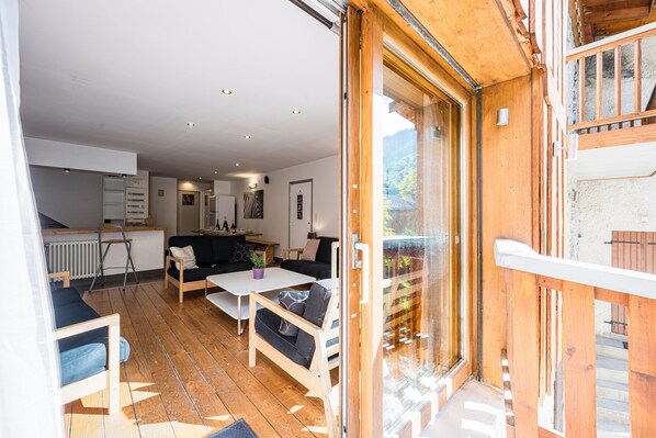 La Grange - Chalet DDA La Combe Reviews, Deals & Photos 2026 - Expedia ...