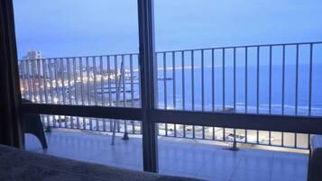 Apartamento, 2 quartos, fumadores, varanda | Varanda