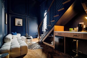 Lofted Queen Suite-Room 7 | Área de estar