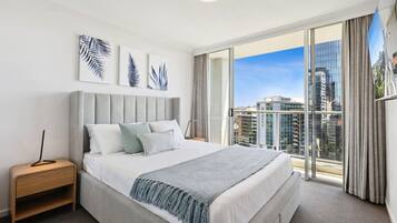 Apartamento | 2 quartos, espaço de trabalho para notebook, roupa de cama