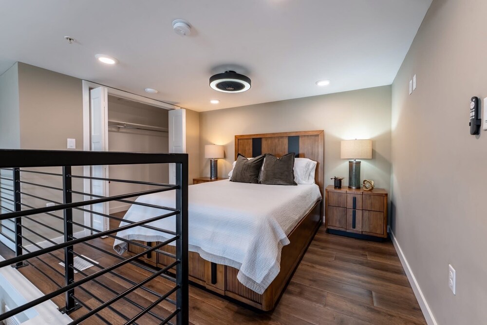 Elevate Your Stay in Our Stunning Loft with 17-Foot Ceilings ...