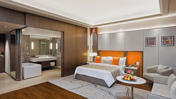 Cofre no quarto, secretária