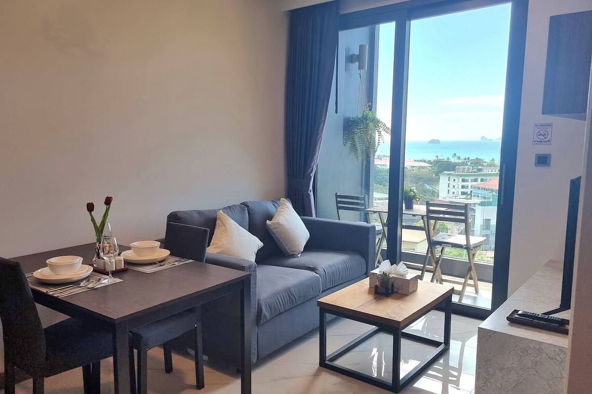 Apartamento, 1 quarto, acessível, varanda | Sala de estar