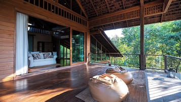 Casa Familiar, vista para o rio | Terraço/pátio interior