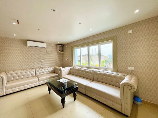 New Beach Resort - Near Sea Beach - Puri