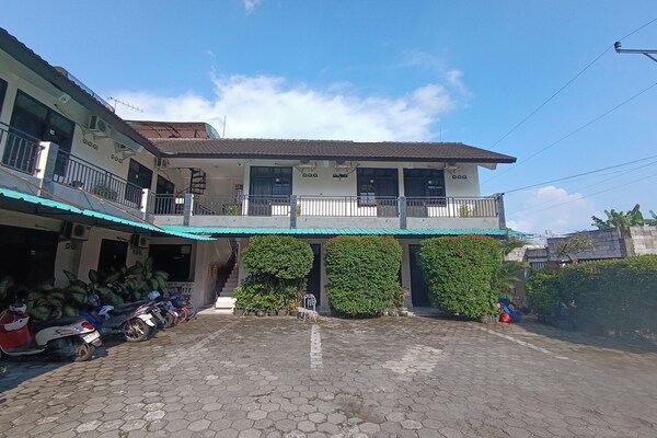 Jj House Kost Exclusive Nologaten - Yogyakarta