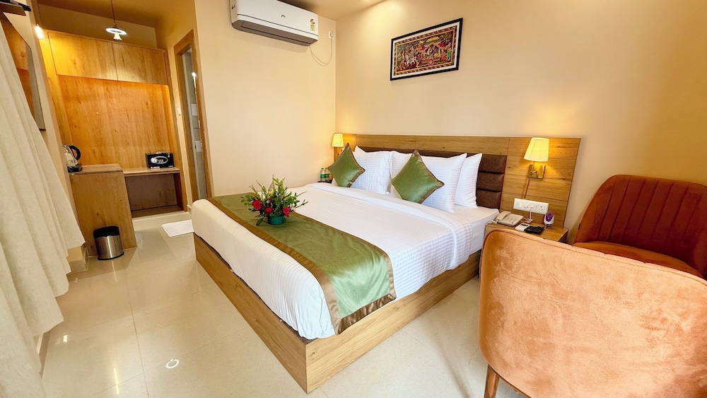 Hotel La Bella - Near Sea Beach - Puri