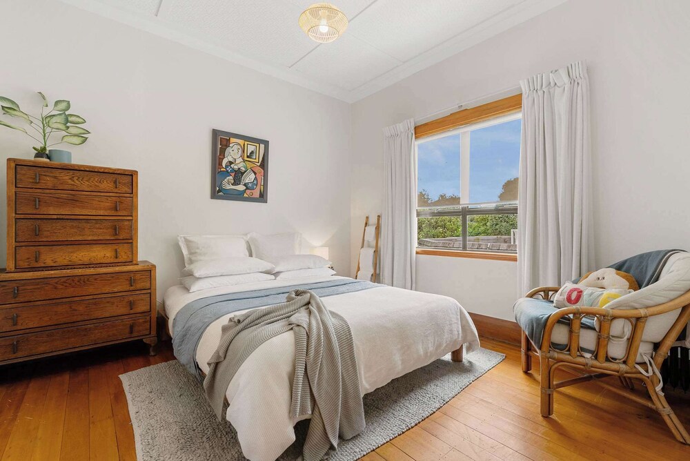Cabbage Tree Cottage - Tauranga | Vrbo