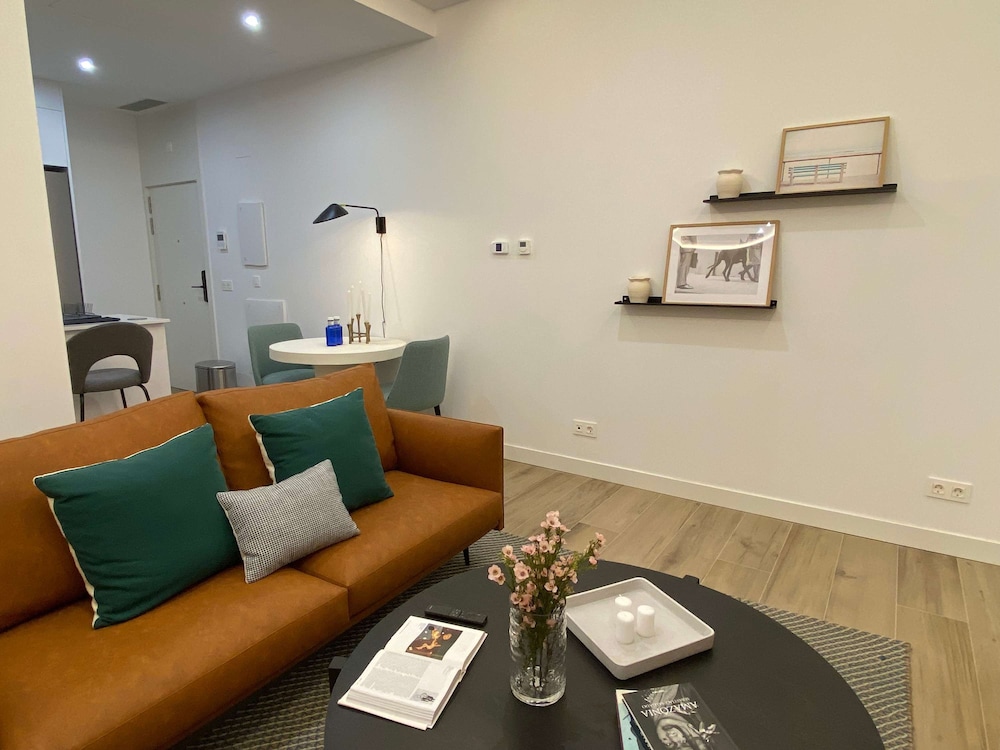 W Warm Modern 1br Apartment In Chueca - Madrid