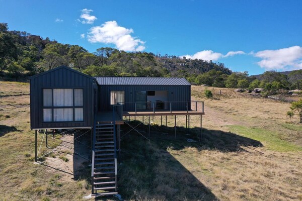 Off-grid Farm Stay With Scenic Views - Tenterfield