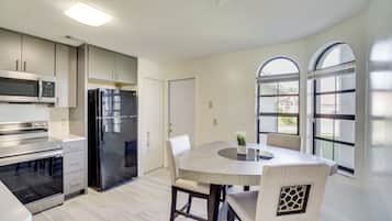 Casa (3 Bedrooms) | Parte interna