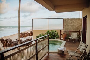 Suite Mar Kai - Frente Mar | Banheira de hidromassagem