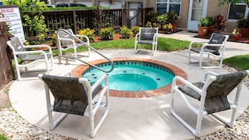 Apartamento, 2 quartos | Piscina | Piscina exterior