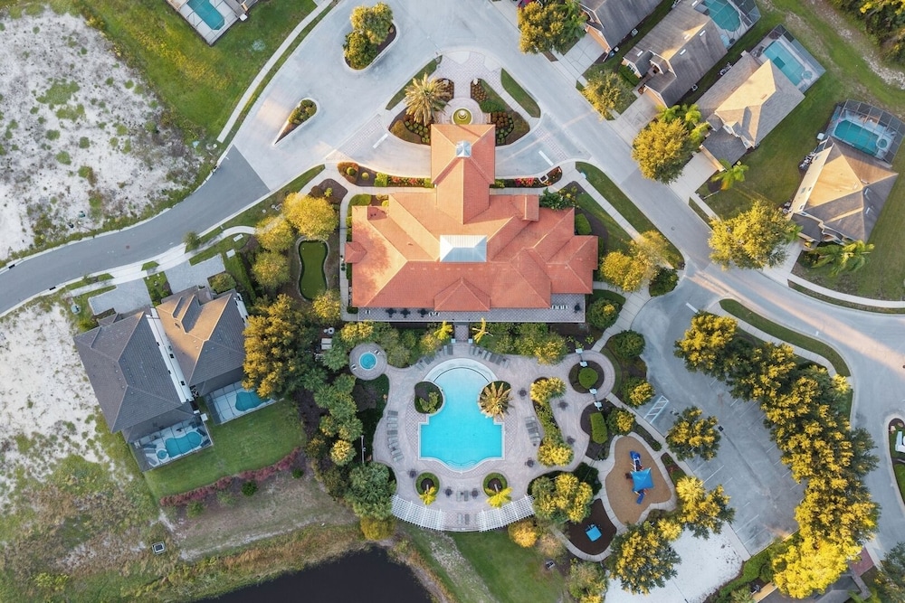 Spacious Pool Villa Near Disney Watersong Fl - Davenport