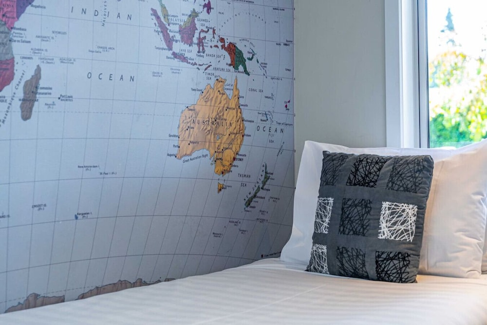 Wanaka Haven - Spa, Views & Outdoor Living - Wānaka | Vrbo