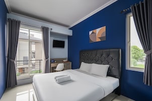 Quarto luxo | Wi-Fi de cortesia, roupa de cama