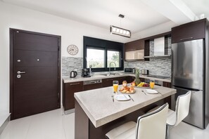 Villa, acessível | 3 quartos, quartos insonorizados 