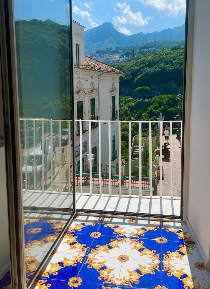 Vinny's Relais - Deluxe Rooms & Suite - Vietri sul Mare