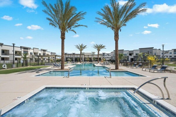 Casa Grande Furnished Apartments By Landing - Casa Grande, AZ