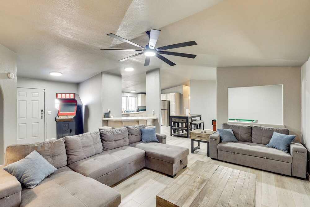 Golf, Fish & Unwind! Group Getaway In Fort Mohave - Arizona