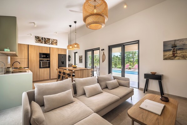 Design Villa Nux for 5 w/heated pool & secluded garden. NEW! Reviews ...