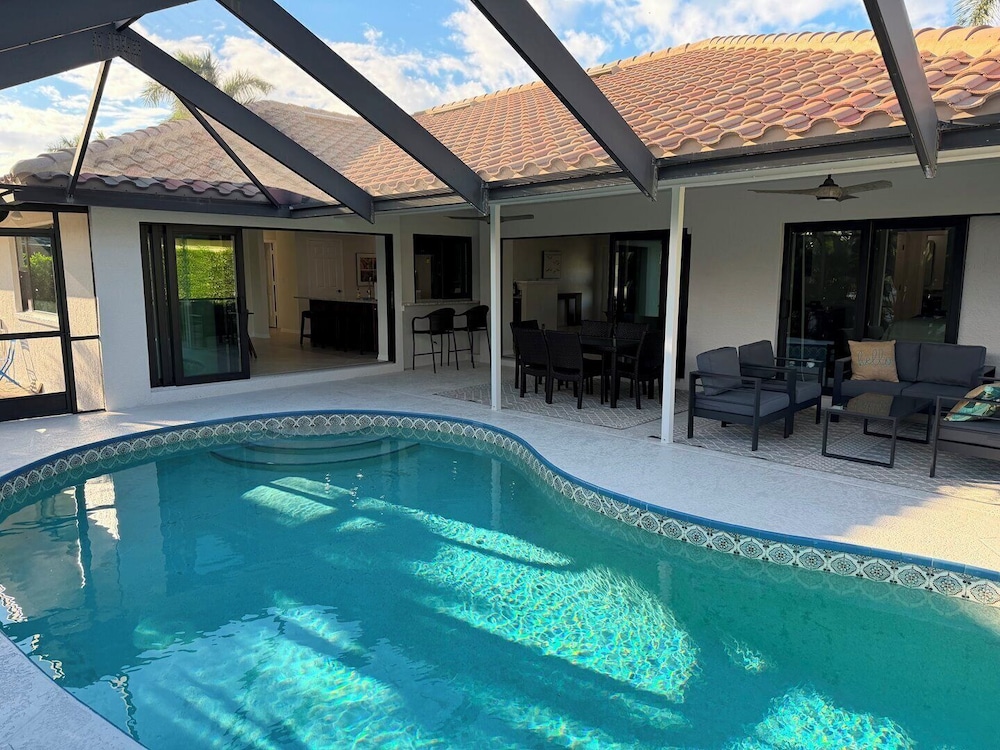 Discover your Island Retreat - Marco Island | Vrbo