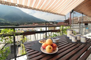 Apartamento, vista para a montanha | Terraço/pátio