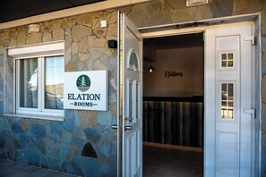 Fachada da propriedade