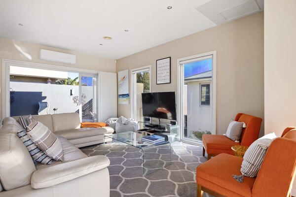 Spacious 3-bed Townhouse Near Dromana Beach - Melbourne