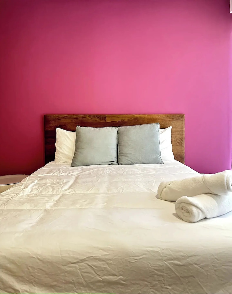 Apartment in Roma Norte : Swimming pool : GYM - Mexico City | Vrbo