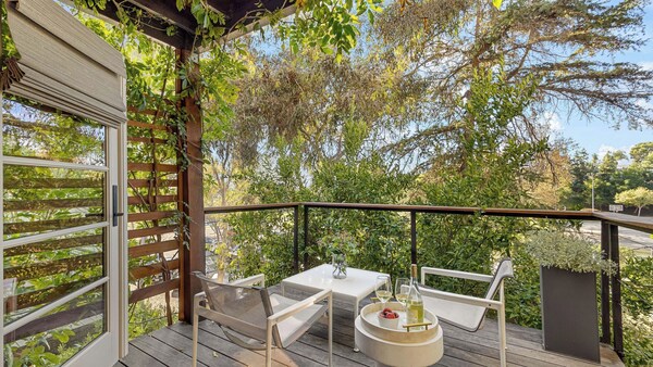 Spanish Revival Charm In Silver Lake W/ Patio, Bbq & Walkable Location Maltman Manor By Avantstay - Thai Town - Los Angeles