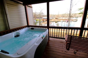 Glorious Cabin with Fantastic Lake Sights in Hot Springs, Arkansas ...
