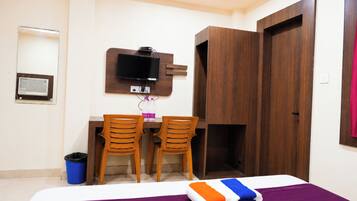 Roupa hipoalergénica, secretária, quartos insonorizados, Wi-fi grátis