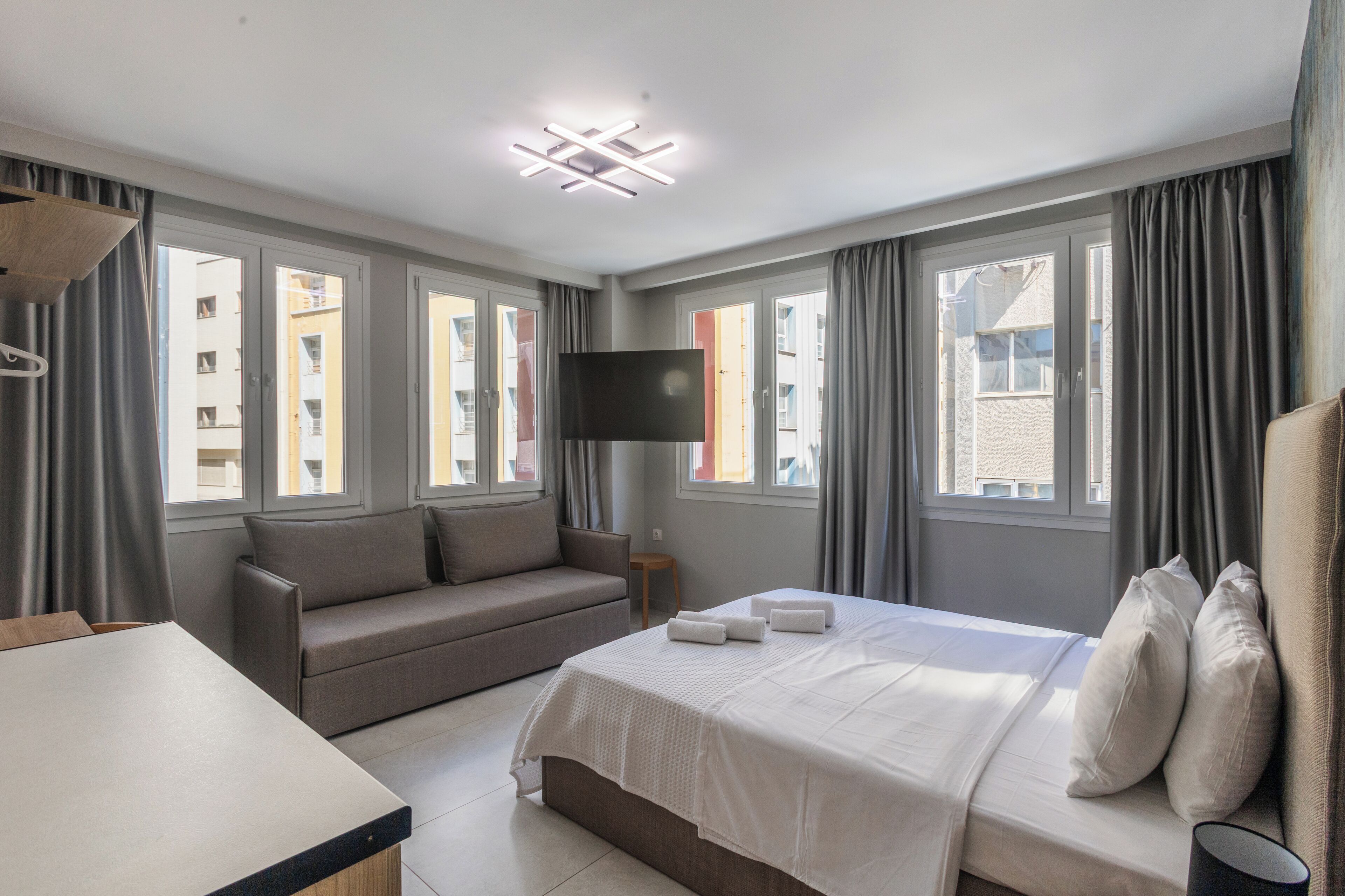 Quarto luxo | Roupas de cama antialérgicas, cortinas blackout