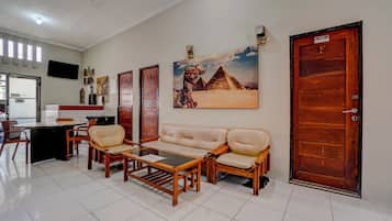 Área de estar no saguão